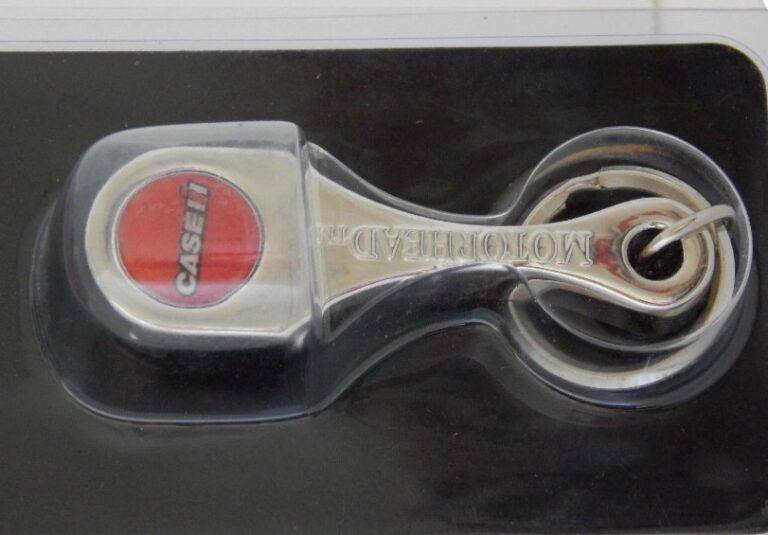 Case IH Connecting Rod/Bottle Opener Keychain w/Case IH Logo - Crown ...